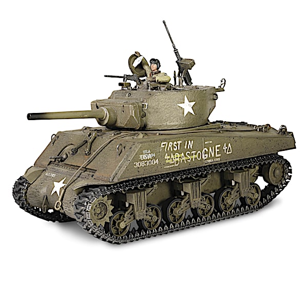 1 32 Scale Diecast Tank Collection Featuring Different Designs Of The U.S. Sherman Tank